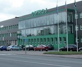 Efekt akustických úprav v hale nástrojárny Ostroj Opava a.s.