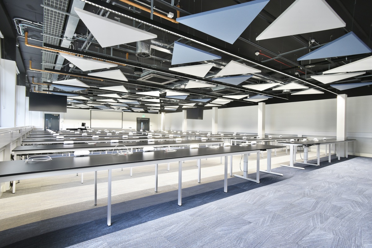 Ulster University Eye Clinic | Projects | Ecophon